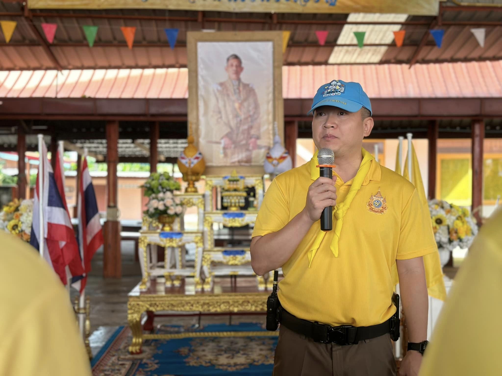 “เราทำความดีด้วยหัวใจ” มอบชุดนักเรียนช่วยเหลือเด็กขาดแคลน - สถานีตำรวจ ...